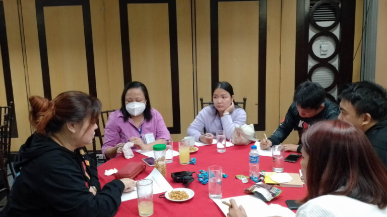 20 Mga Larong Pinoy for Team Building • Team Bayanihan