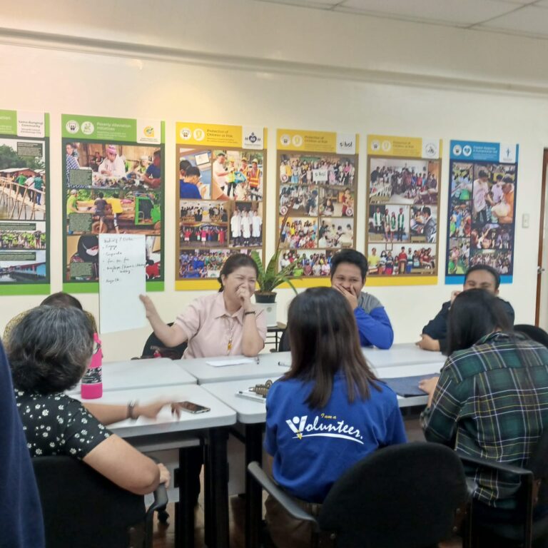 20 Mga Larong Pinoy for Team Building • Team Bayanihan